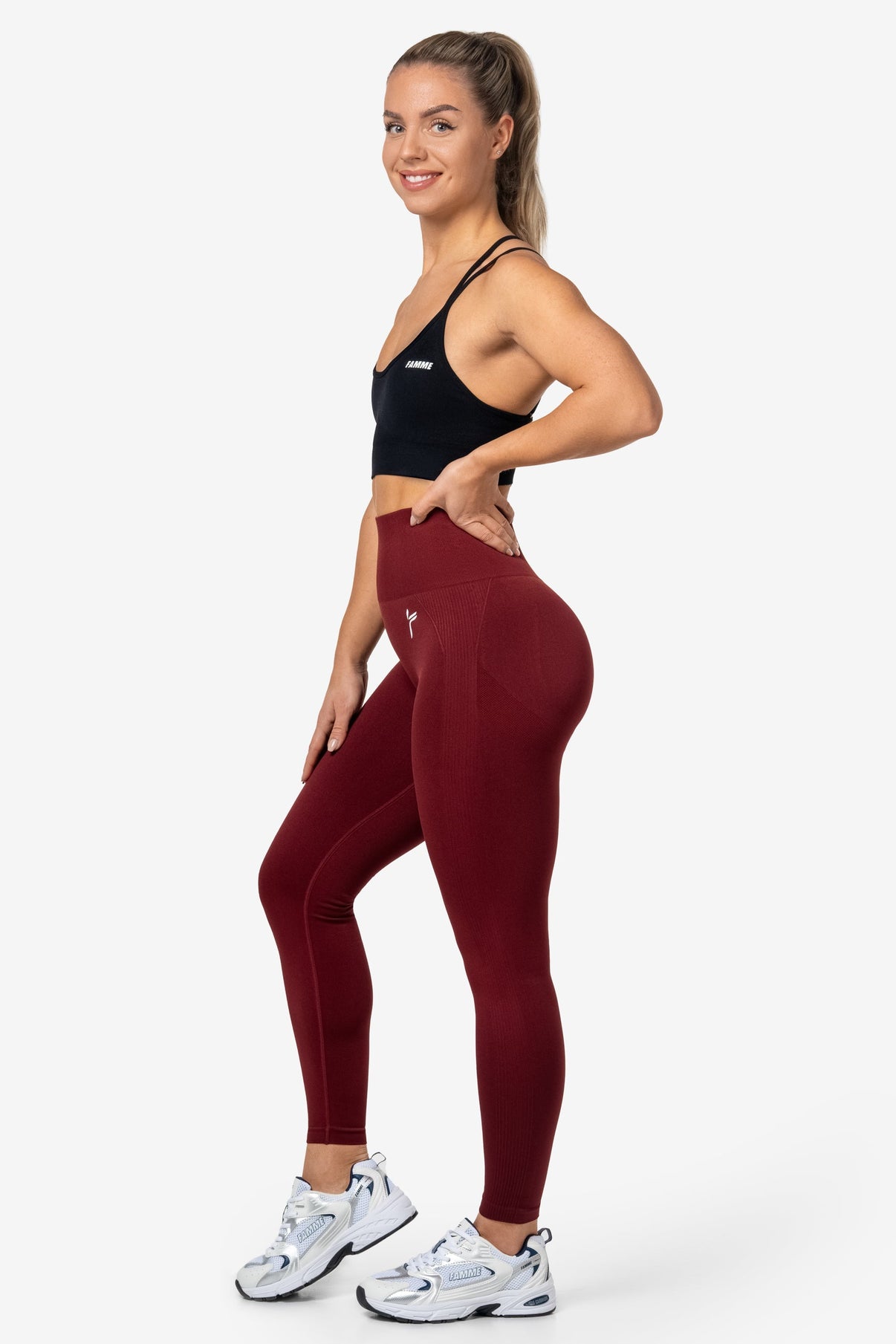 Peachy Scrunch Tights | Seamless Tights med Scrunch | Gratis Ombytning ...